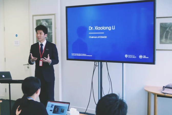 【专家指南】什么是Oral Presentation？——“说”论文-新东方前途出国